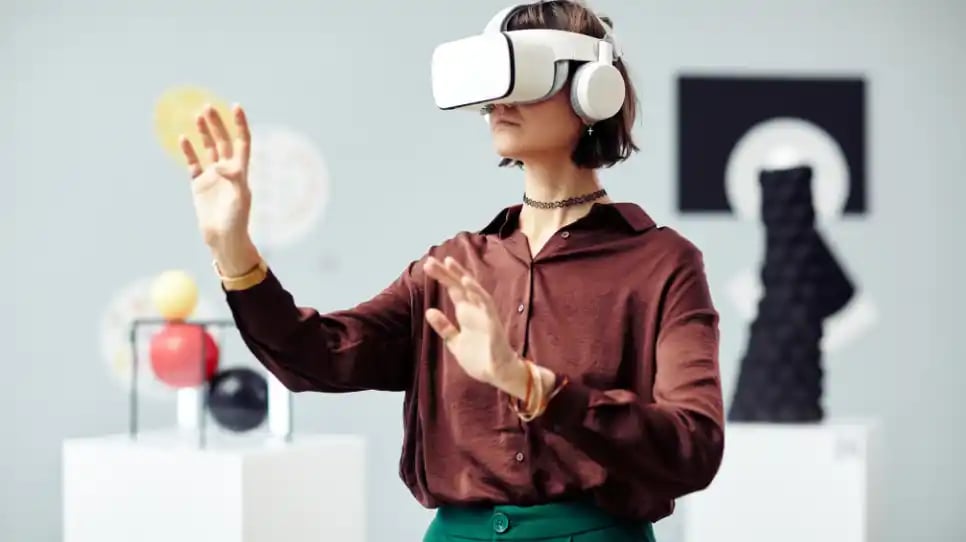 Esperienze immersive: come funziona la realtà virtuale